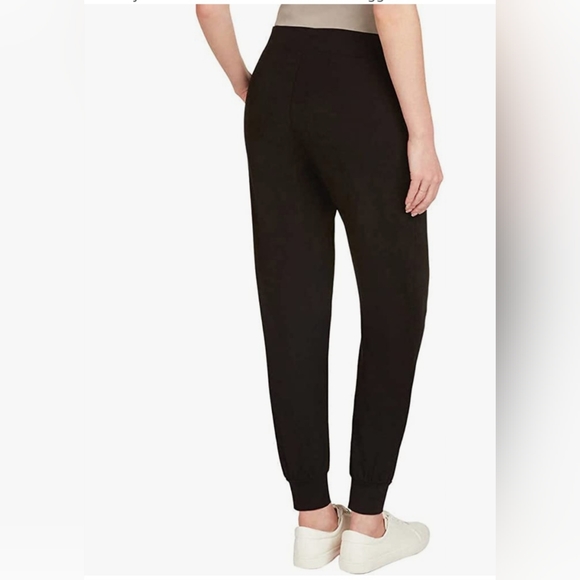Matty M | Pants & Jumpsuits | Matty M Ladies Essential Jogger | Poshmark